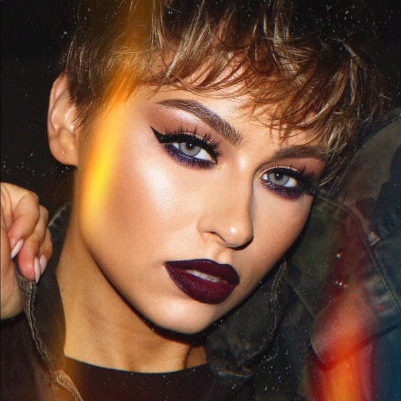 BECCA | Makeup | Last Onebecca Volcano Goddess Palette | Poshmark